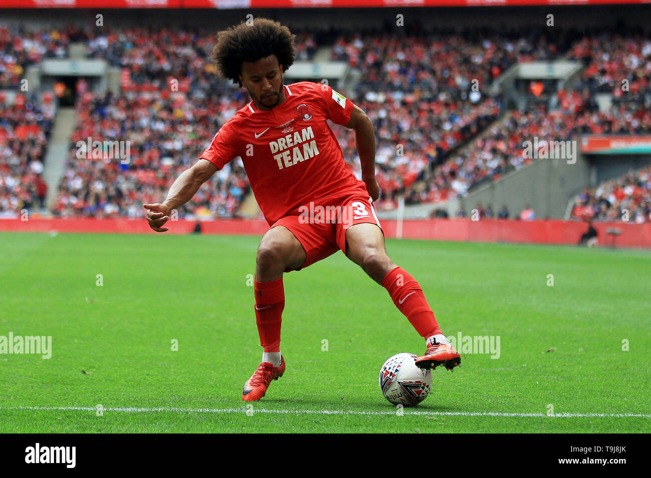 London, UK. 19th May, 2019. Joe Widdowson of Leyton Orient in action ...