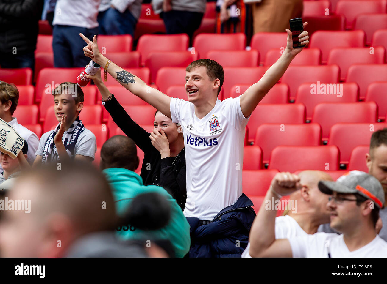 Afc fylde fans hi-res stock photography and images - Alamy