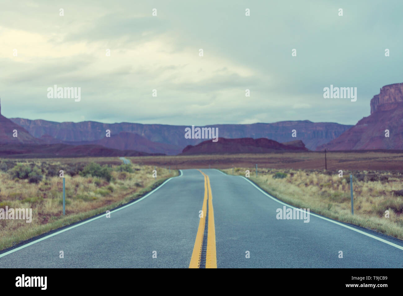 Road in the prairie country. Deserted natural travel background Stock ...
