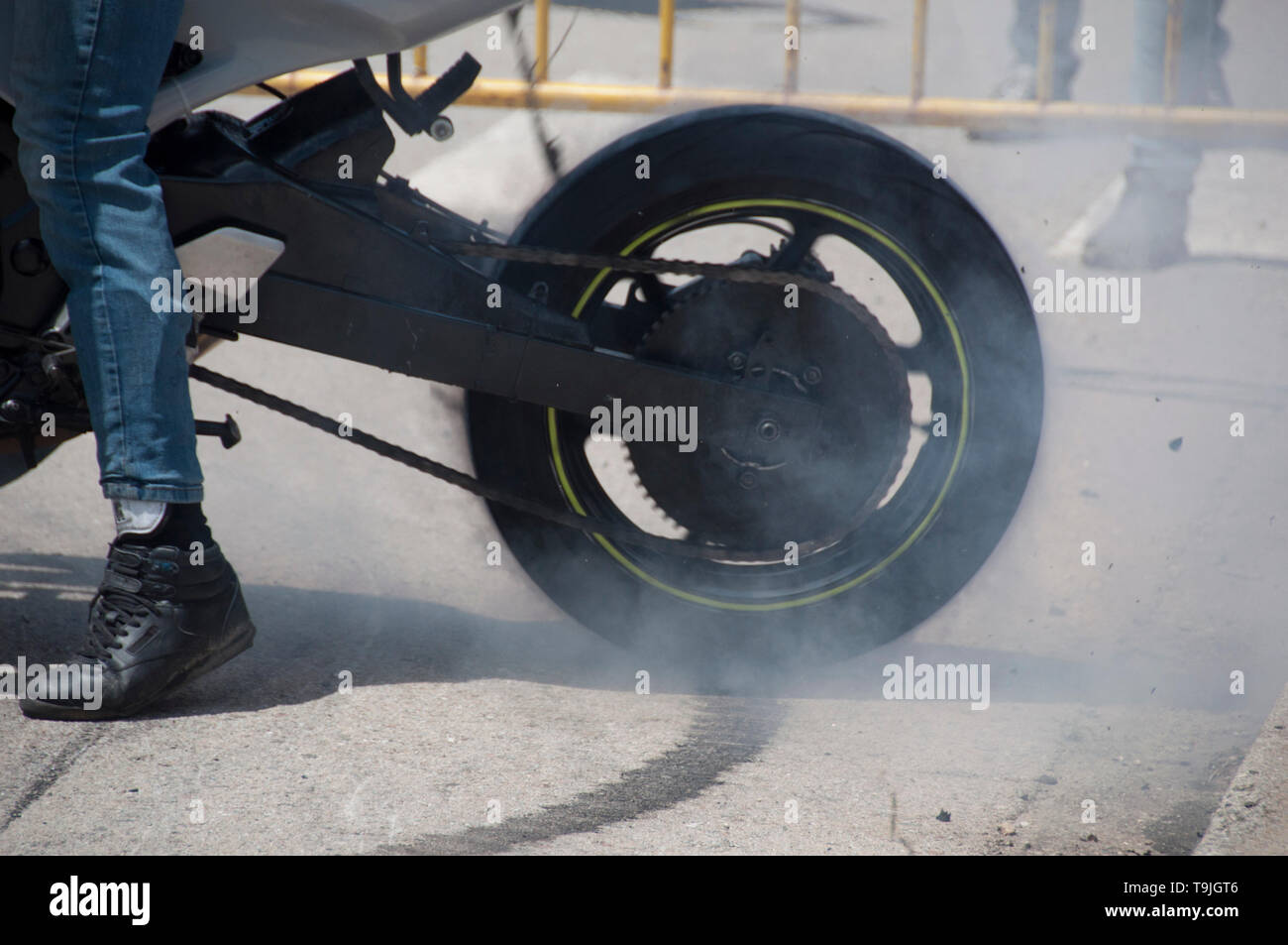 Two wheel stunt hi-res stock photography and images - Alamy