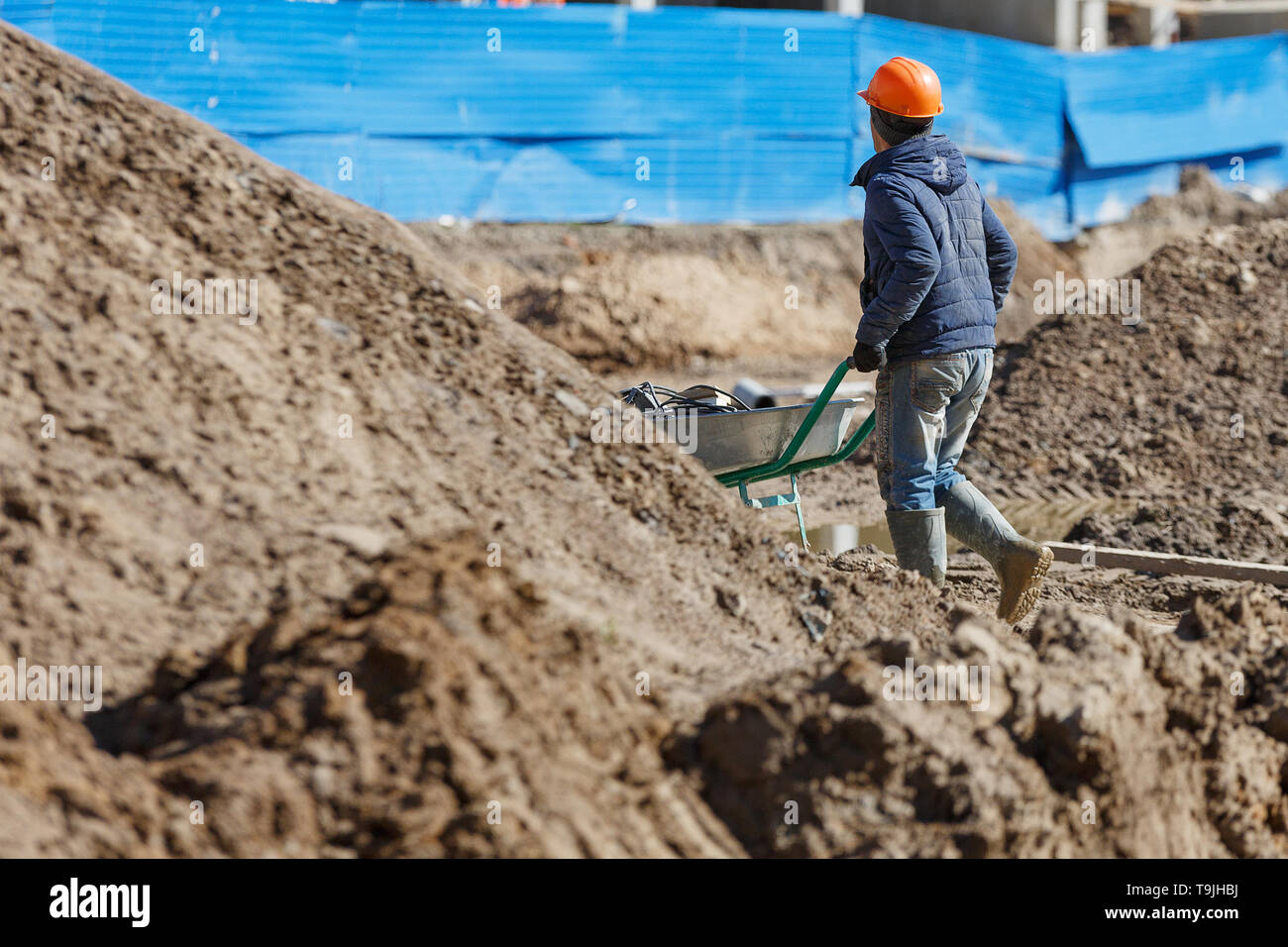Construction ghana hi-res stock photography and images - Alamy