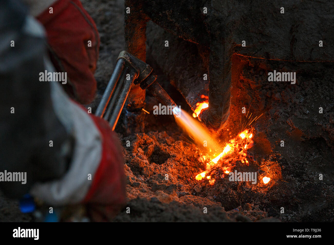 Welding machine with melting metal drops and sparks of sparks Stock ...