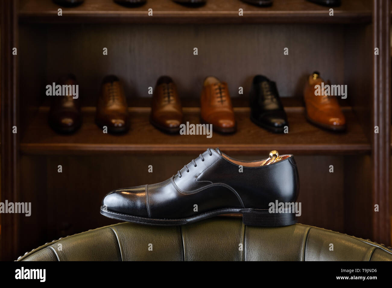 Men footwear hi-res stock photography and images - Alamy