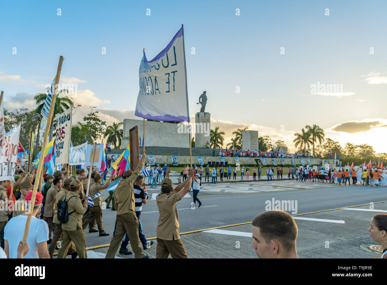 Cuban military parade hi-res stock photography and images - Alamy