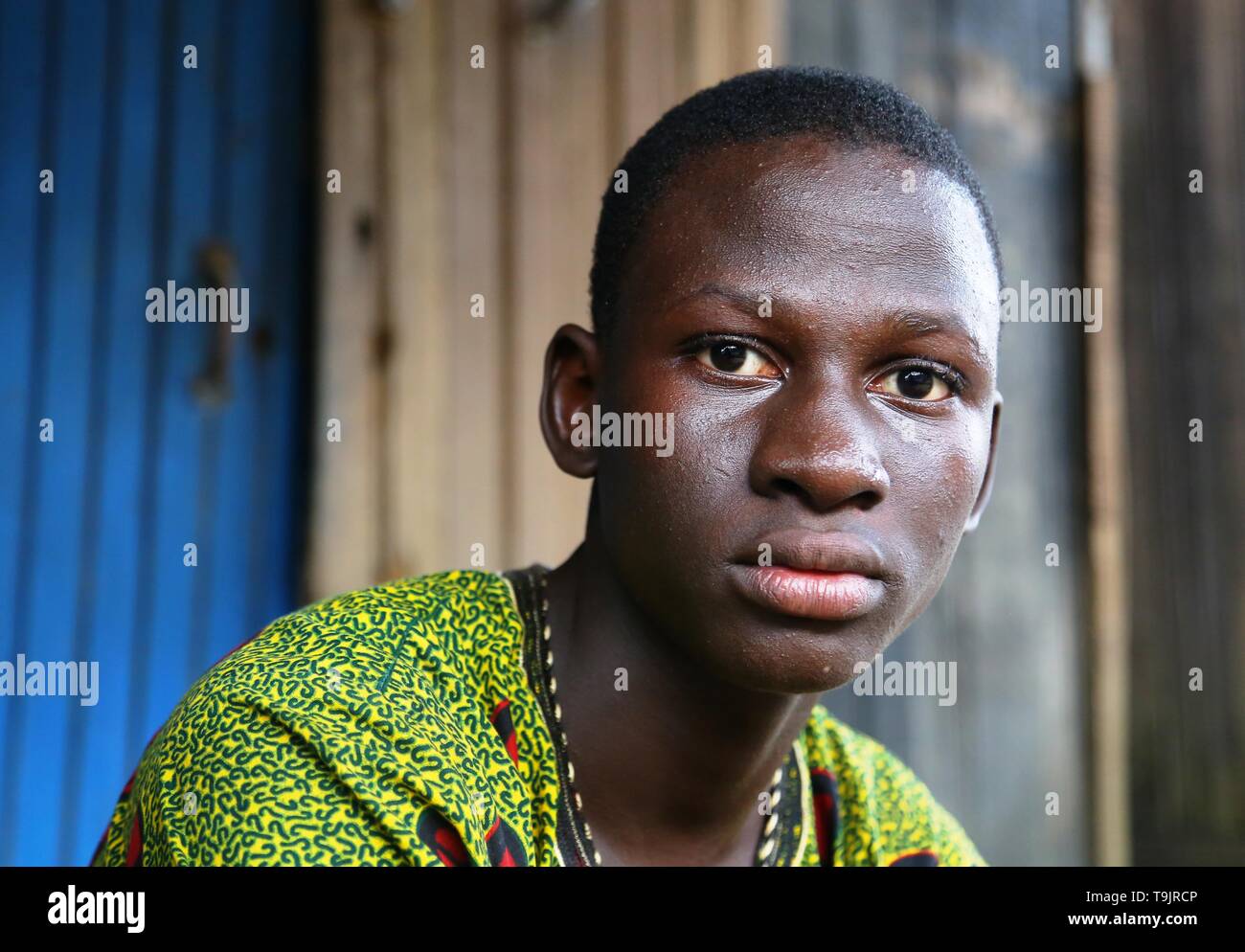 Agadez Niger Boy High Resolution Stock Photography and Images - Alamy