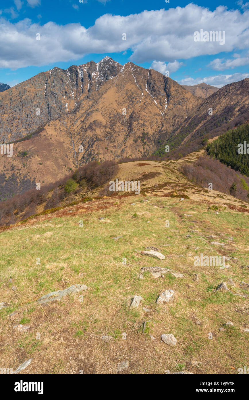 Northern italian mountain range hi-res stock photography and images - Alamy