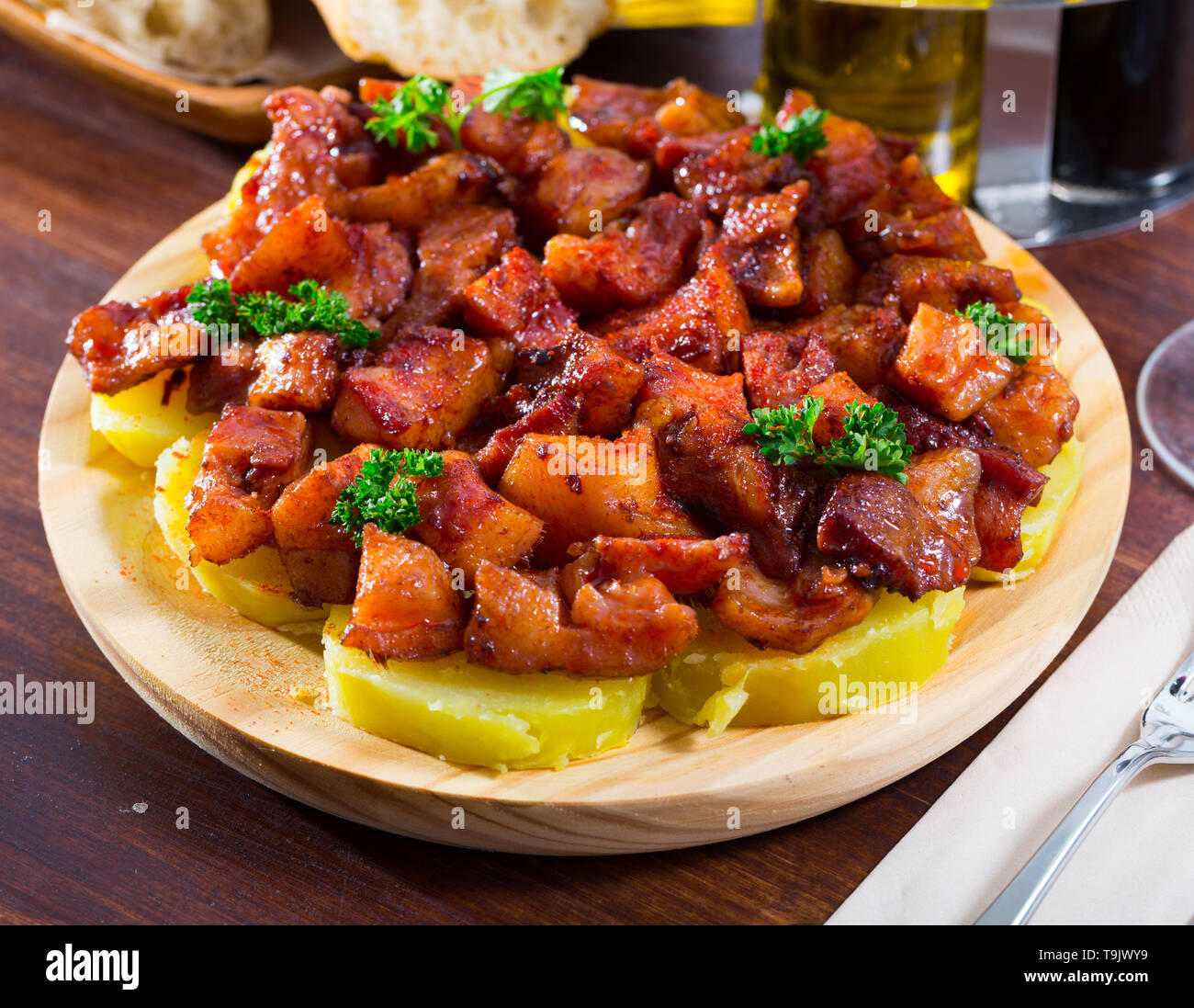 Morro a la gallega. Typical Spanish dish from Galicia of roasted cut ...