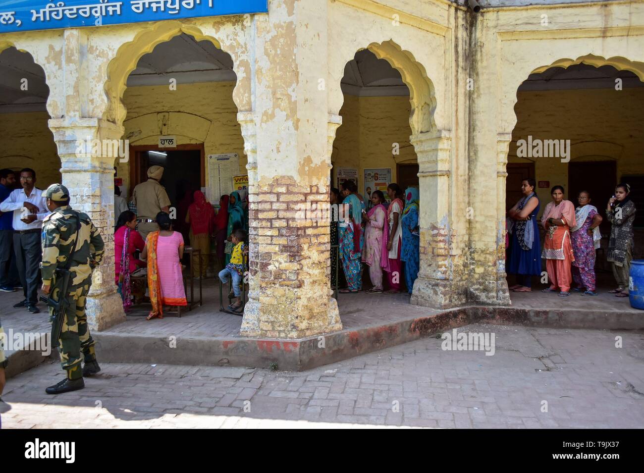 Indian elections queue hi-res stock photography and images - Alamy