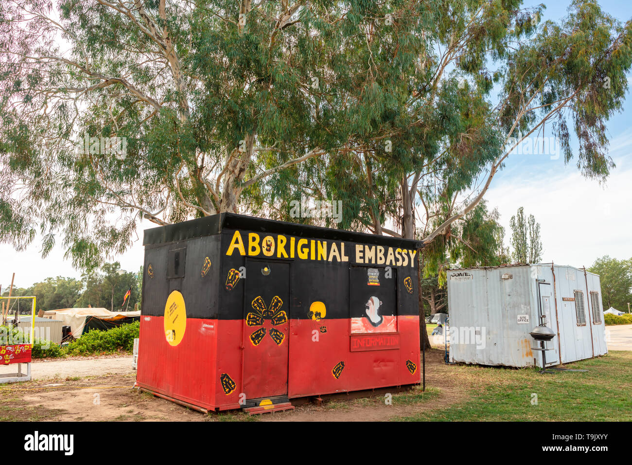 The Aboriginal Tent Embassy in Canberra where residing activists claim ...