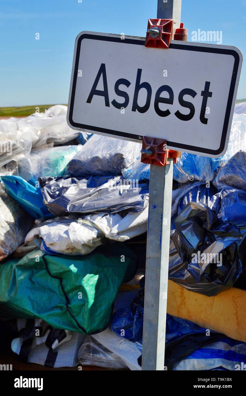 Pile of asbestos hi-res stock photography and images - Alamy