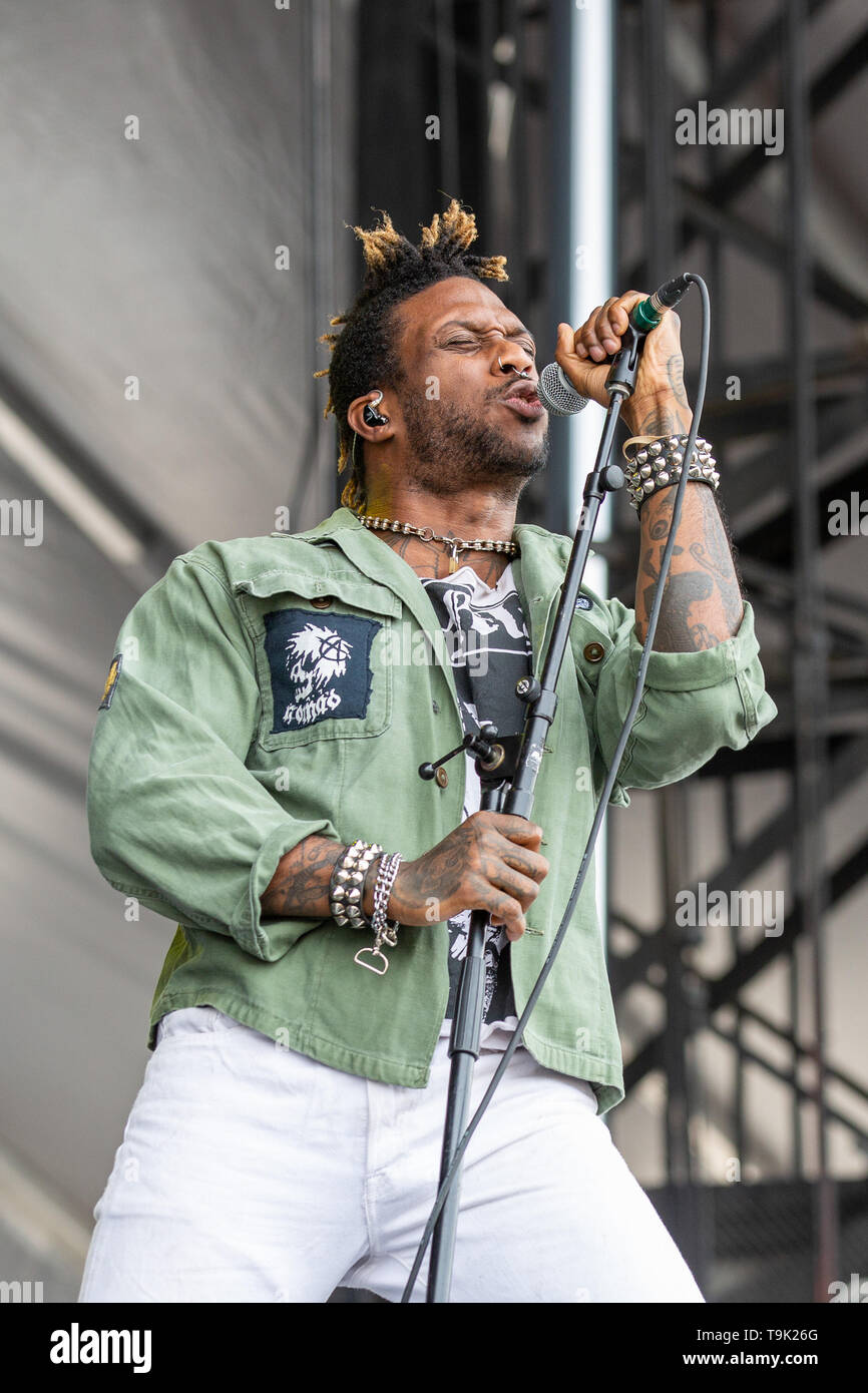 May 17, 2019 - Columbus, Ohio, U.S - EADDY of Ho99o9 during the Sonic ...
