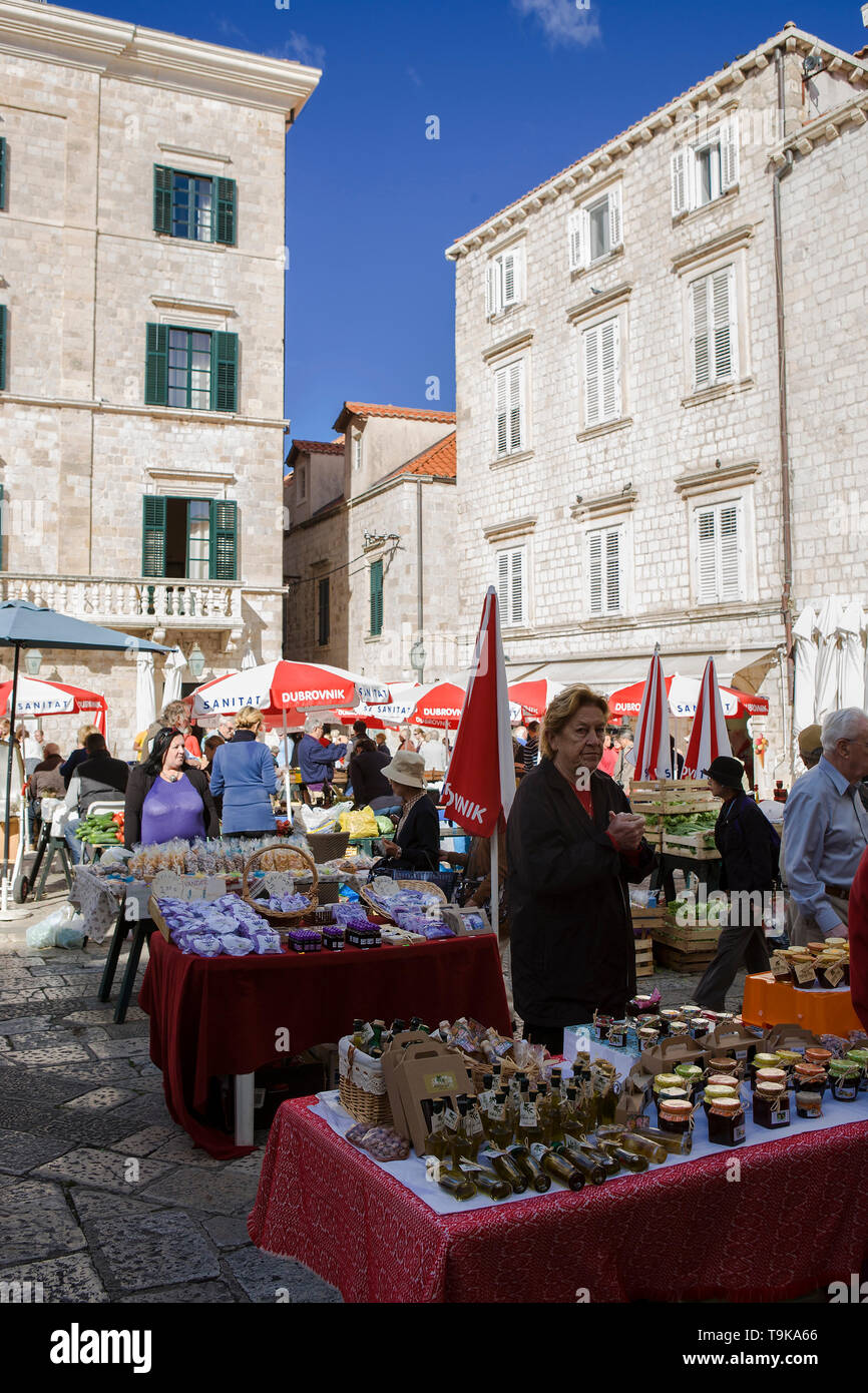 Dubrovnik local food market croatia hi-res stock photography and images ...