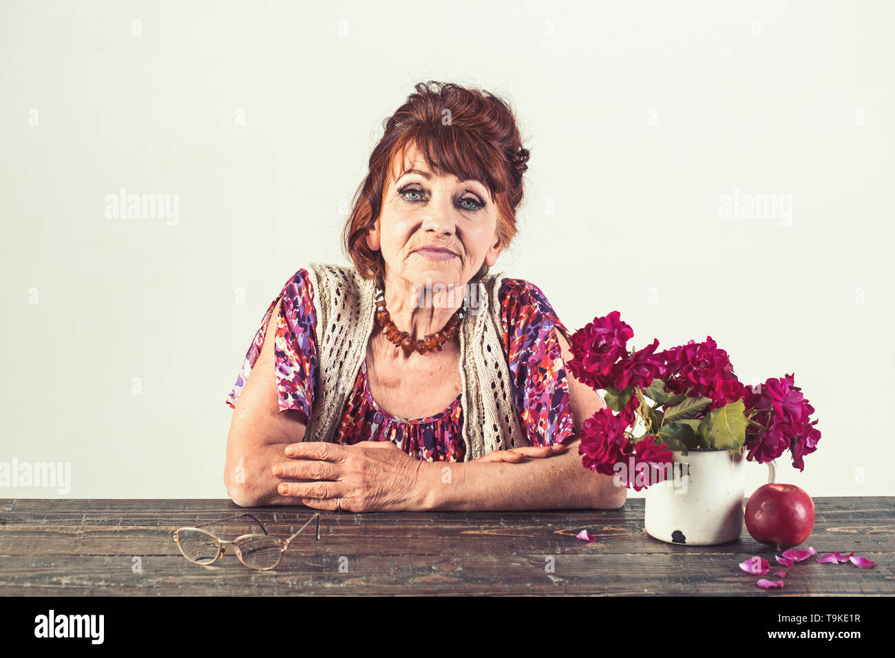 Old lady plastic surgery hi-res stock photography and images - Alamy