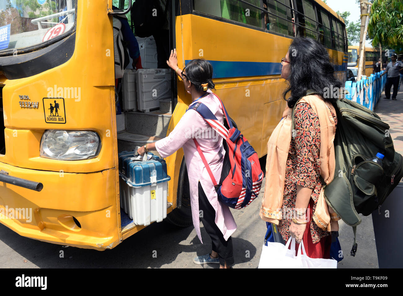 Electronic Voting Machine India High Resolution Stock Photography and ...