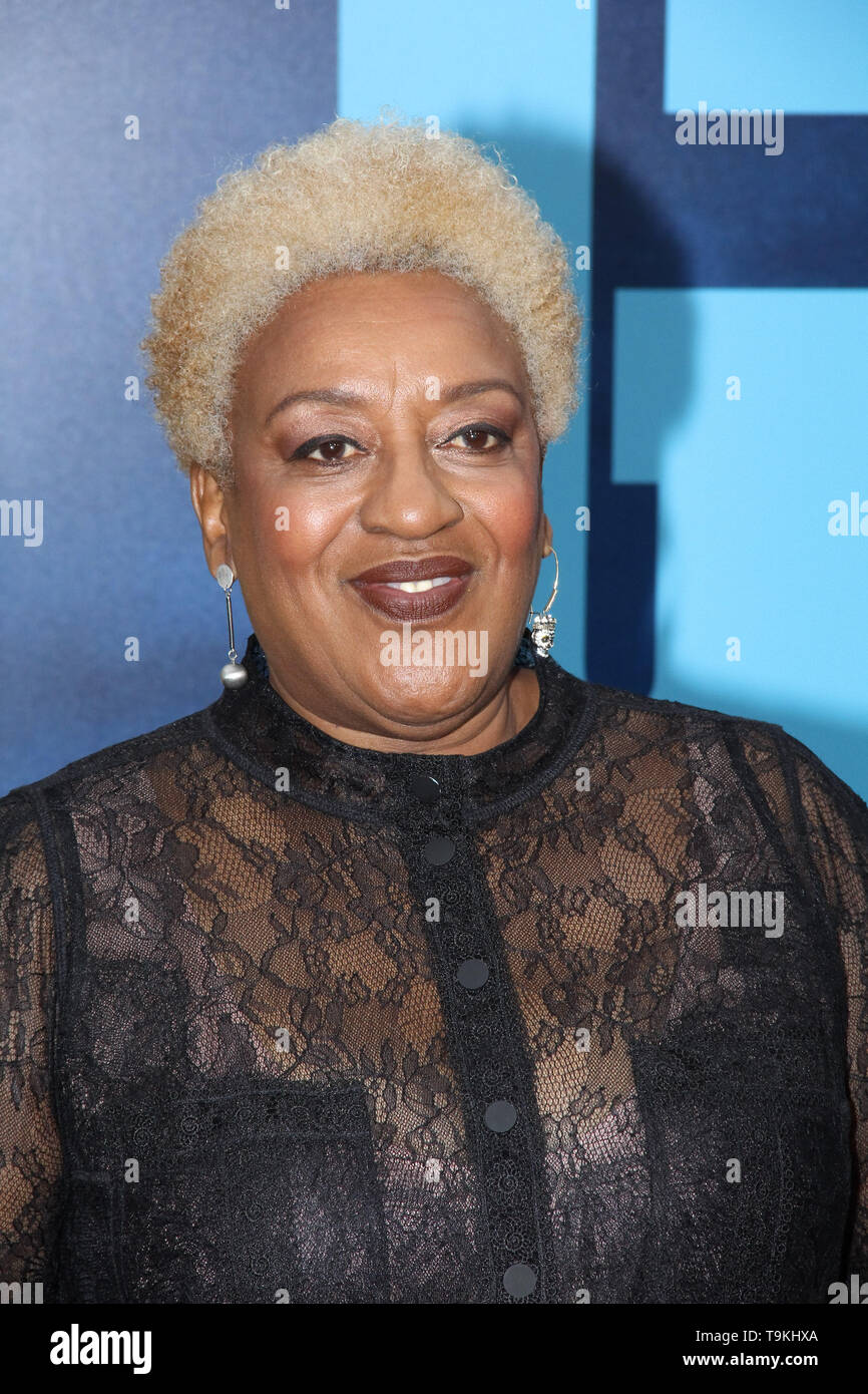 CCH Pounder at the Warner Brothers Pictures World Premiere of "Godzilla ...