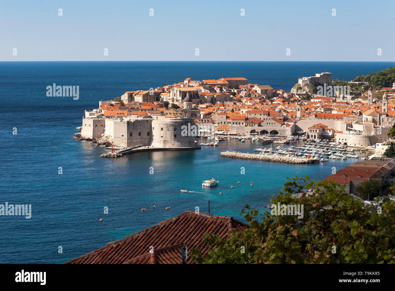 Stari grad (old town) and the old harbour, from Ulica kralja Petra ...