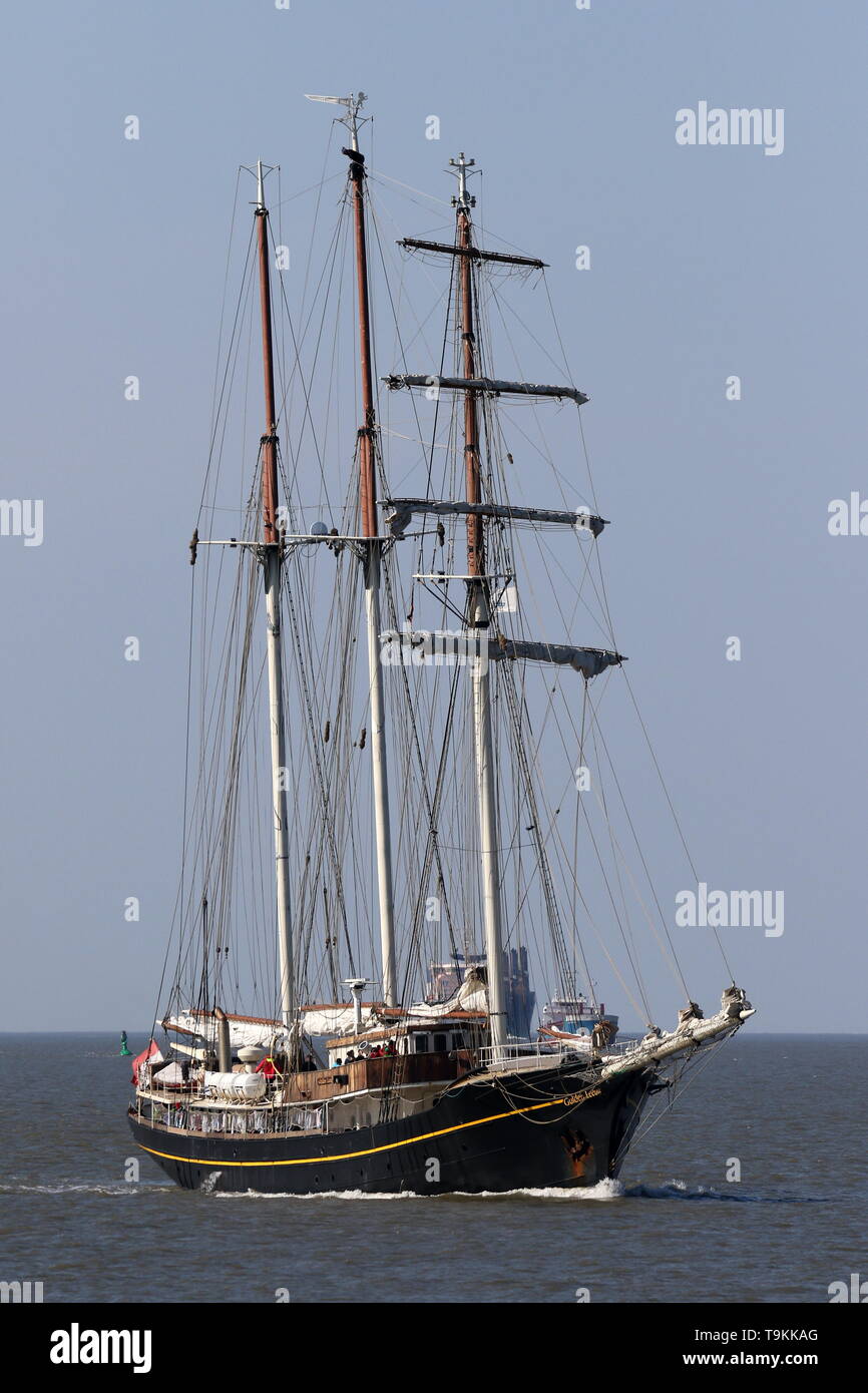 The sailing ship Gulden Leeuw passes on April 15, 2019 Cuxhaven and ...