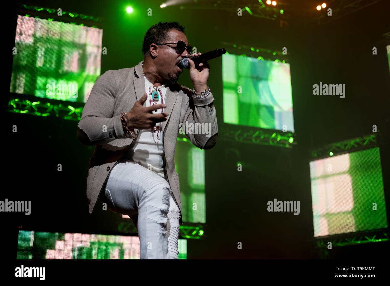 Shaggy musical artist hi-res stock photography and images - Alamy