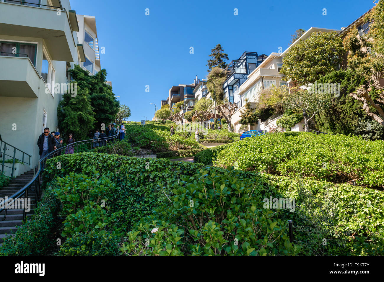 SAN FRANCISCO, USA - March 30, 2019: Lombard Street, known as crooked ...