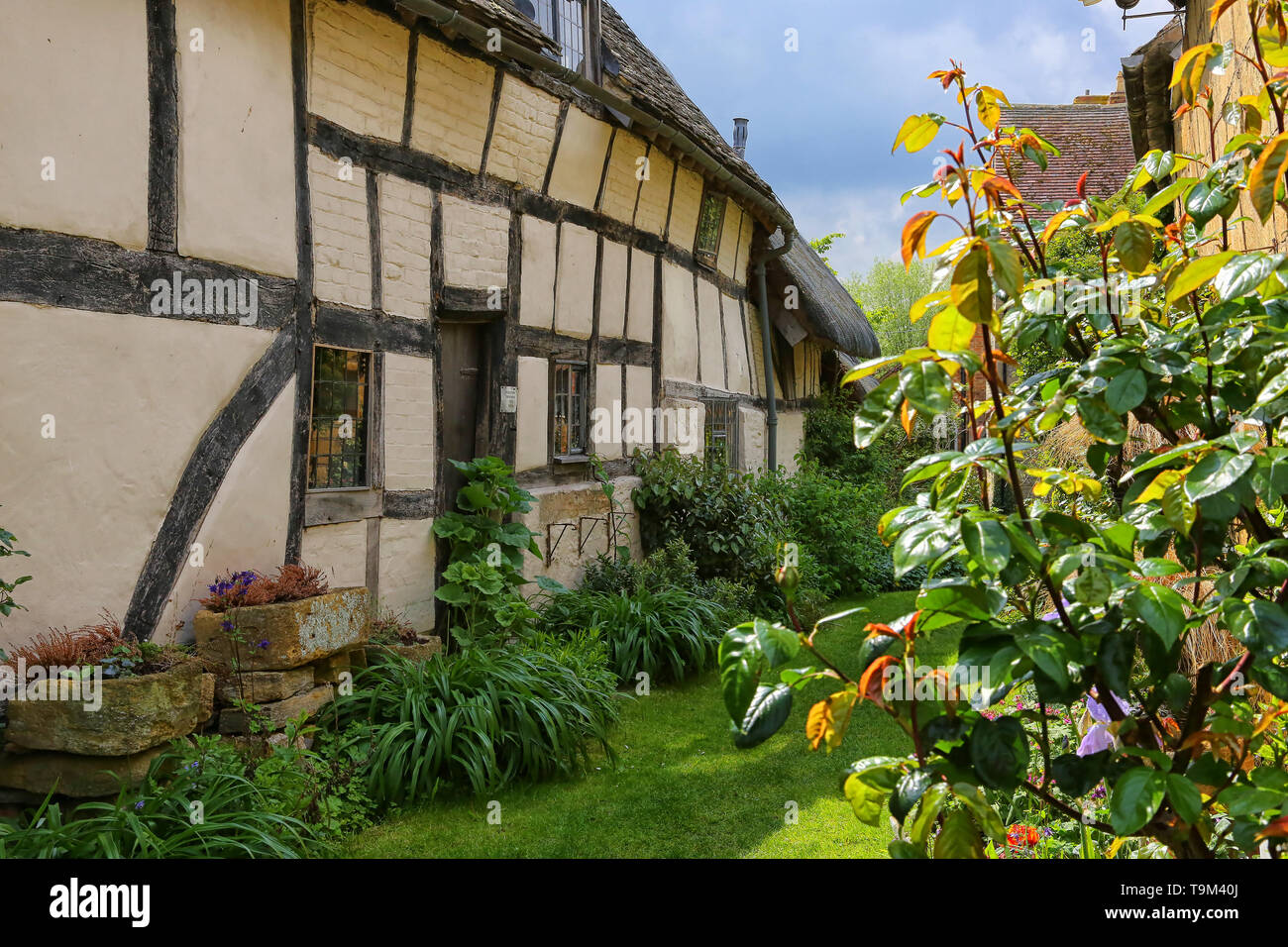 Fleece inn hi-res stock photography and images - Alamy