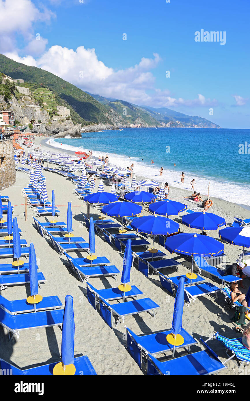 landscape of Spiaggia di Fegina beach at Monterosso village Cinque ...