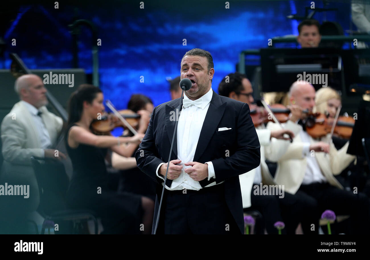 Maltese tenor Joseph Calleja on No.1 court at The All England Lawn ...