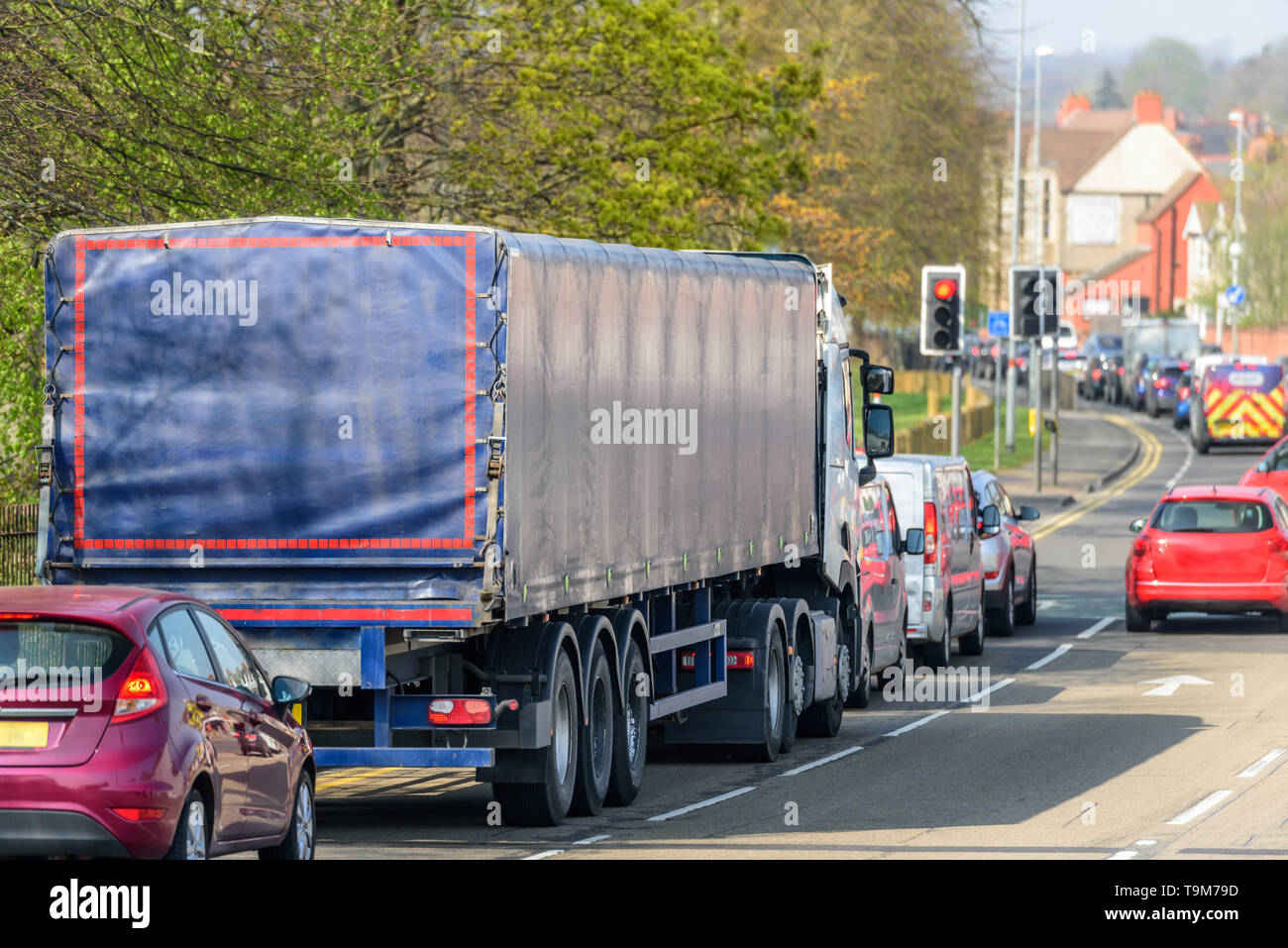 Lorry stuck uk hi-res stock photography and images - Alamy