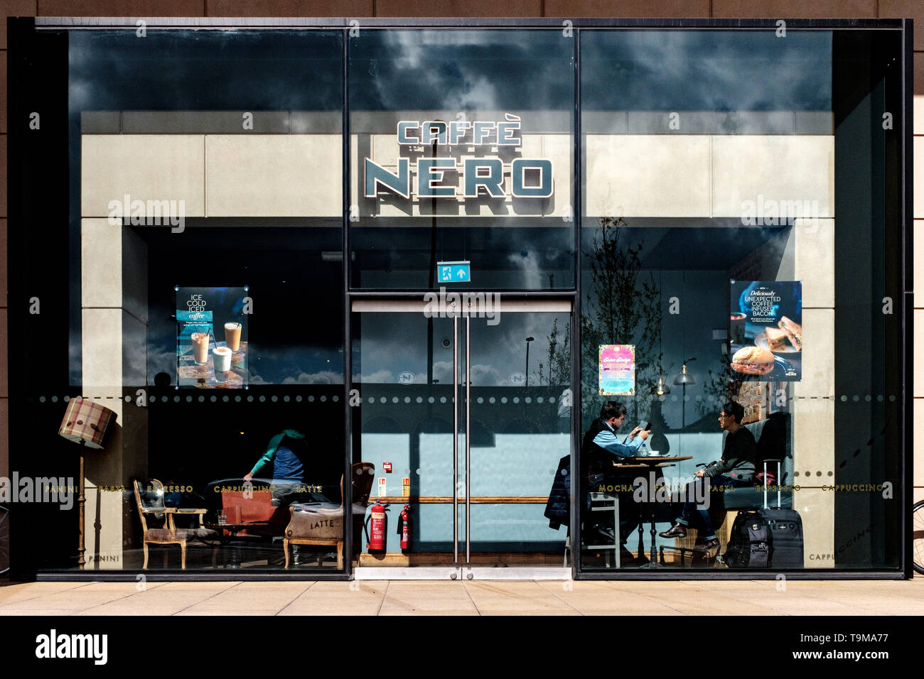 Cafe nero cup hi-res stock photography and images - Alamy