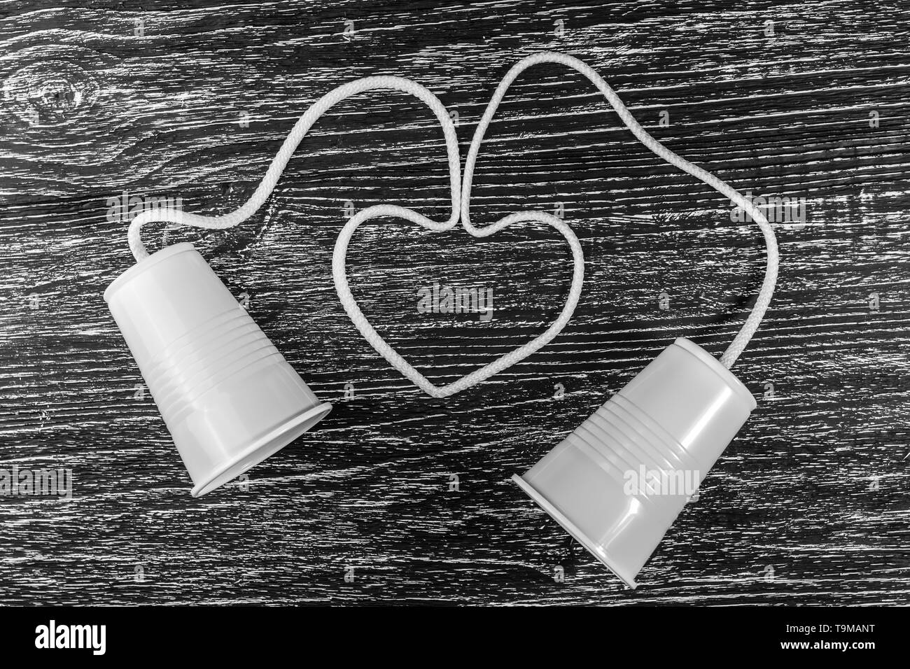 Cup and string phone hi-res stock photography and images - Alamy