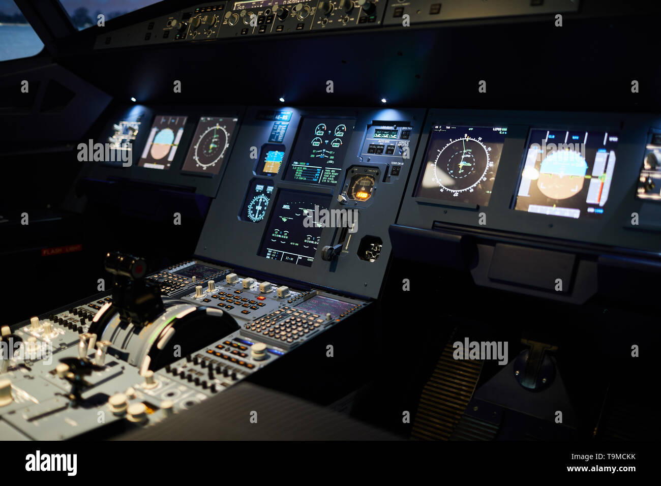 Flight deck equipment hi-res stock photography and images - Alamy