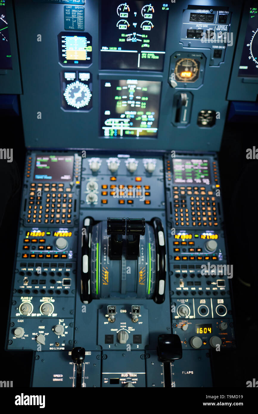 Jet airplane cockpit Stock Photo - Alamy