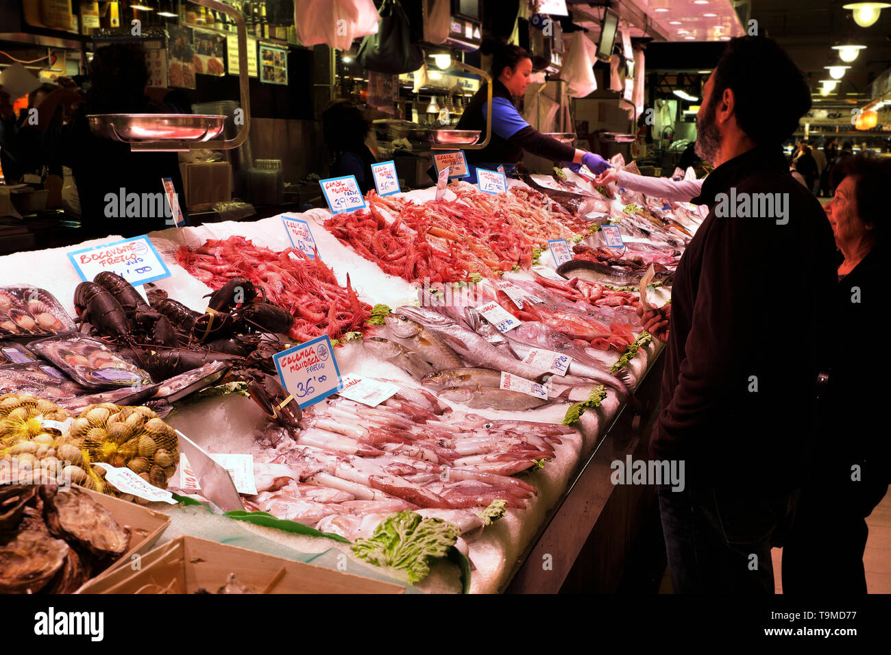 Palma Mallorca, Spain - March 20, 2019 : fresh fish and seafood display ...