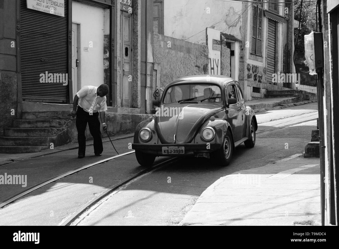 Man vw beetle Black and White Stock Photos & Images - Alamy