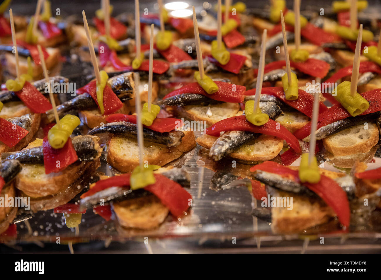 Appetizers on silver party hi-res stock photography and images - Alamy