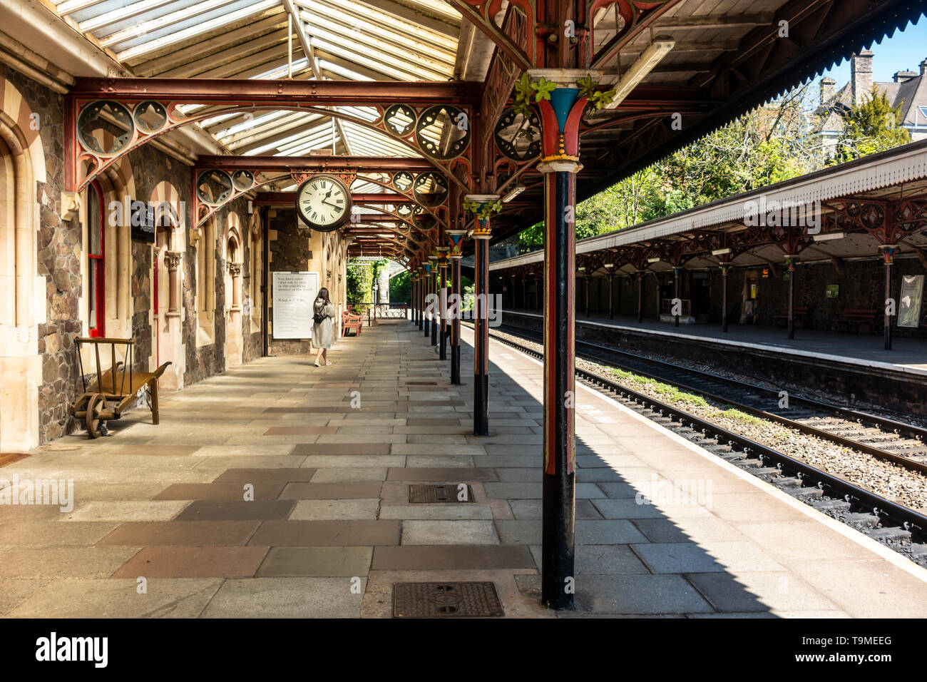 Great malvern railway station platform hi-res stock photography and ...