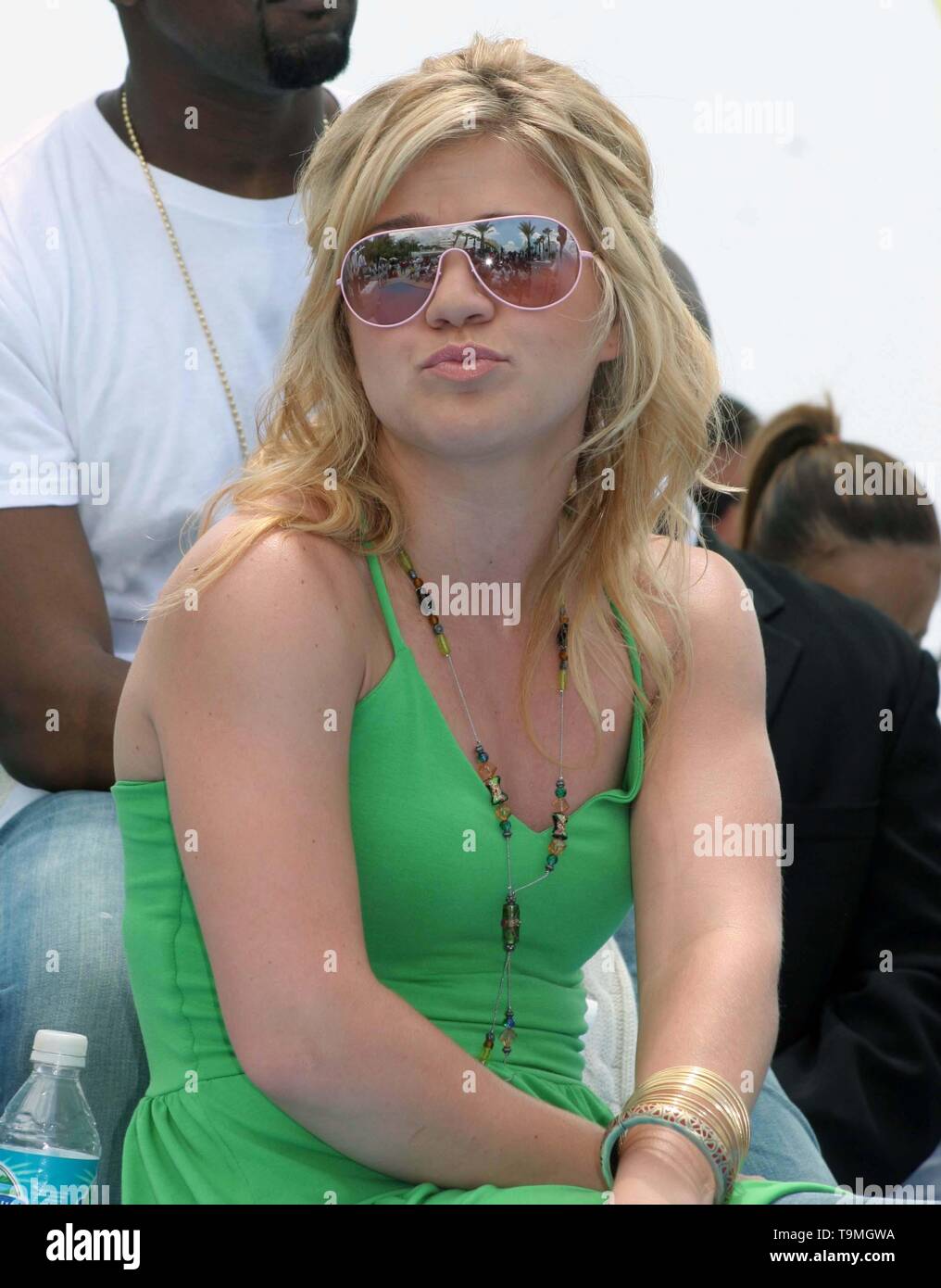 Kelly Clarkson 7-25-2005 Digital Photo by JR Davis/PHOTOlink.net Stock ...