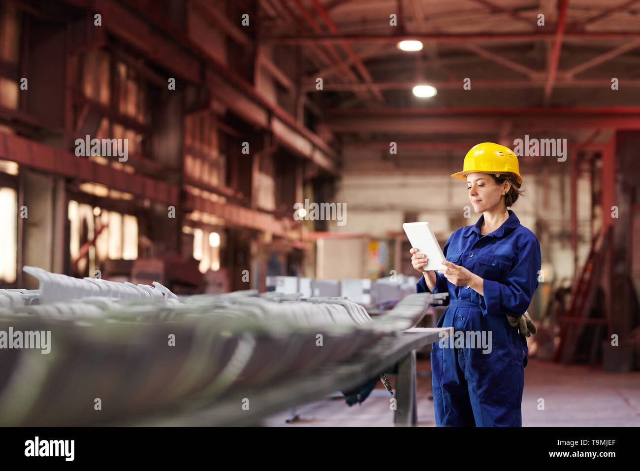 Female supervisor hi-res stock photography and images - Alamy