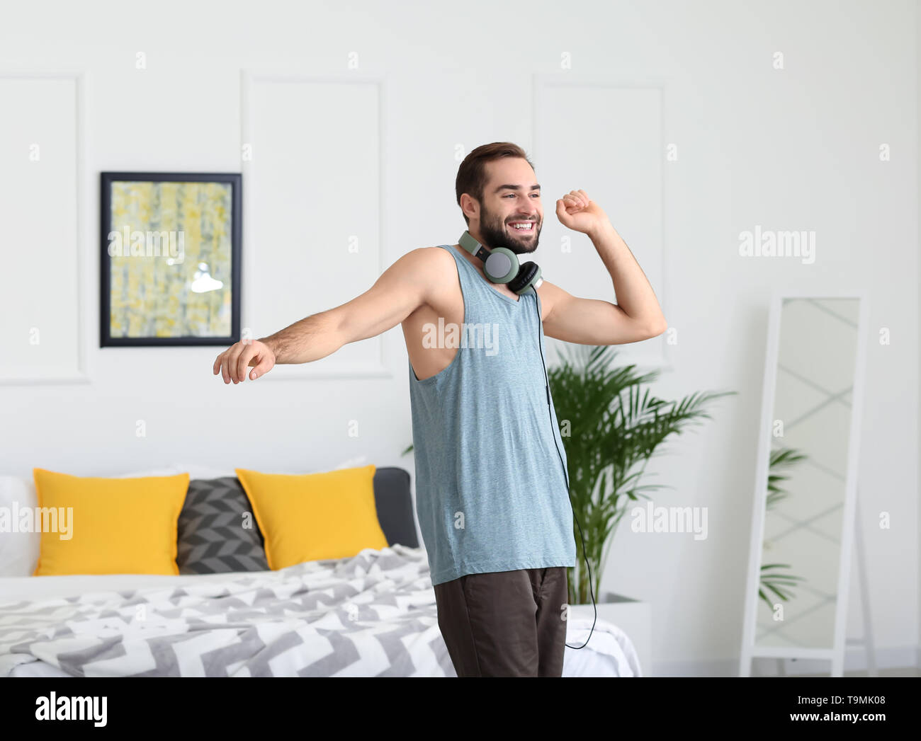 Trend dancing people hi-res stock photography and images - Alamy