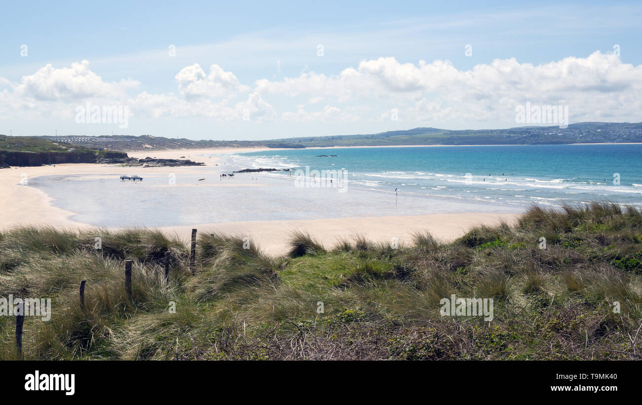 Low tide at Gwithian Beach, Cornwall Stock Photo - Alamy