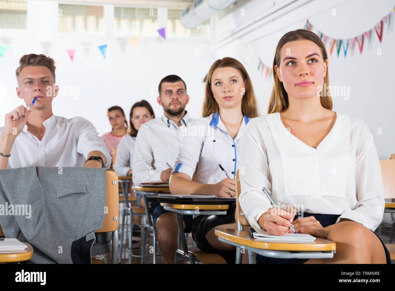 University lecturer small tutorial group hi-res stock photography and ...