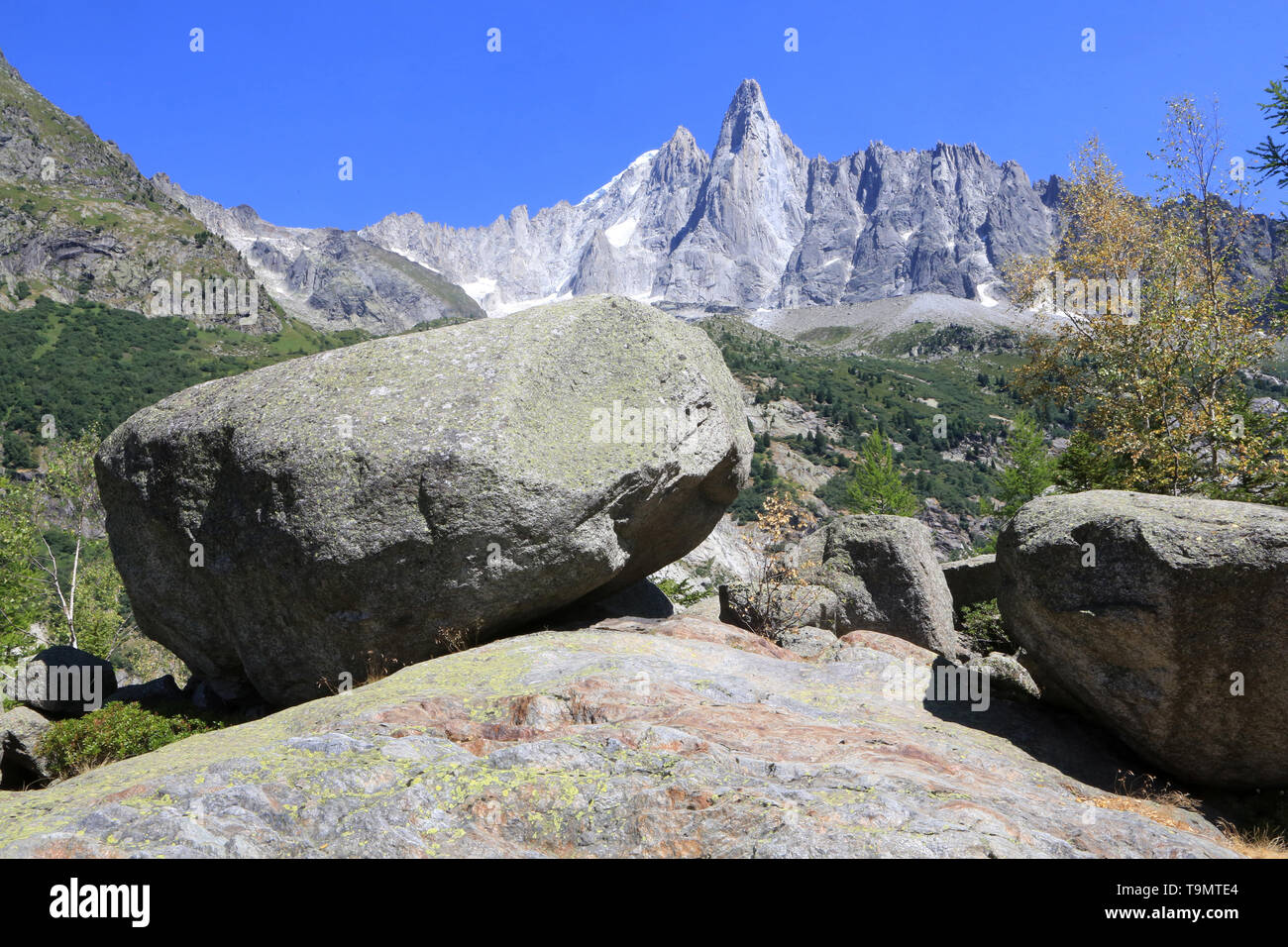 Drus et mont blanc hi-res stock photography and images - Alamy