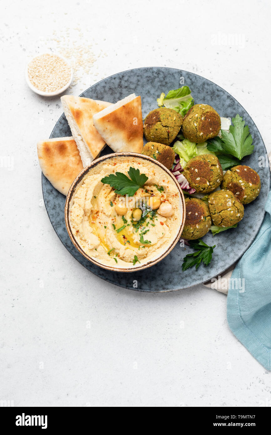 Arabian plate hi-res stock photography and images - Alamy