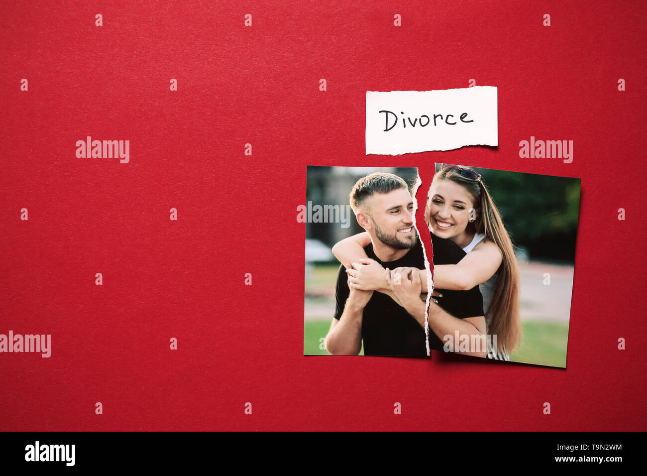 Torn photo of happy couple on color background. Concept of divorce Stock Photo - Alamy