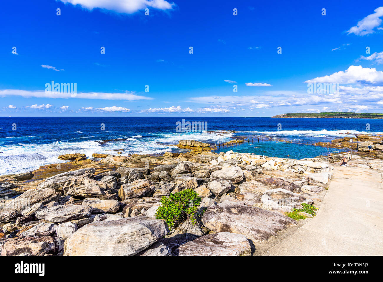 Swimmers in the rock pool, north of Maroubra Beach in Sydney, Australia ...