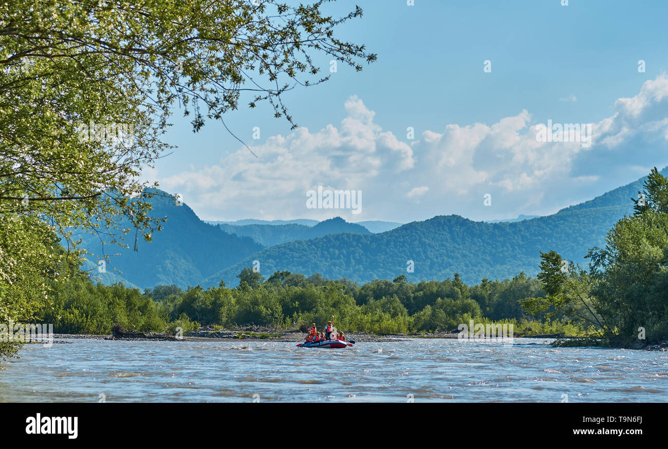 Rough river rafting hi-res stock photography and images - Alamy