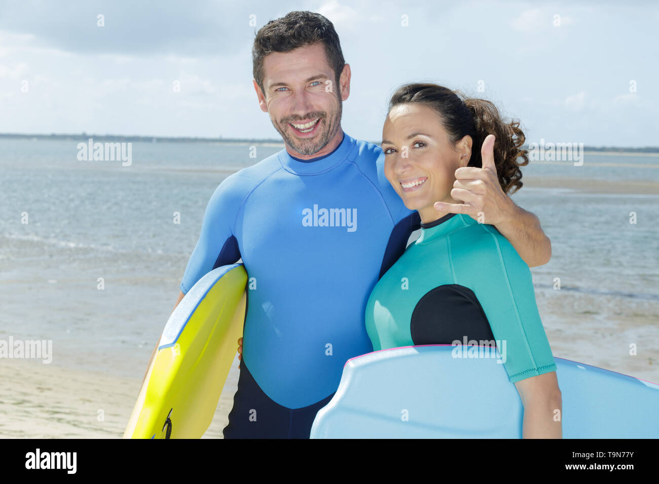 Surfing coordination hi-res stock photography and images - Alamy