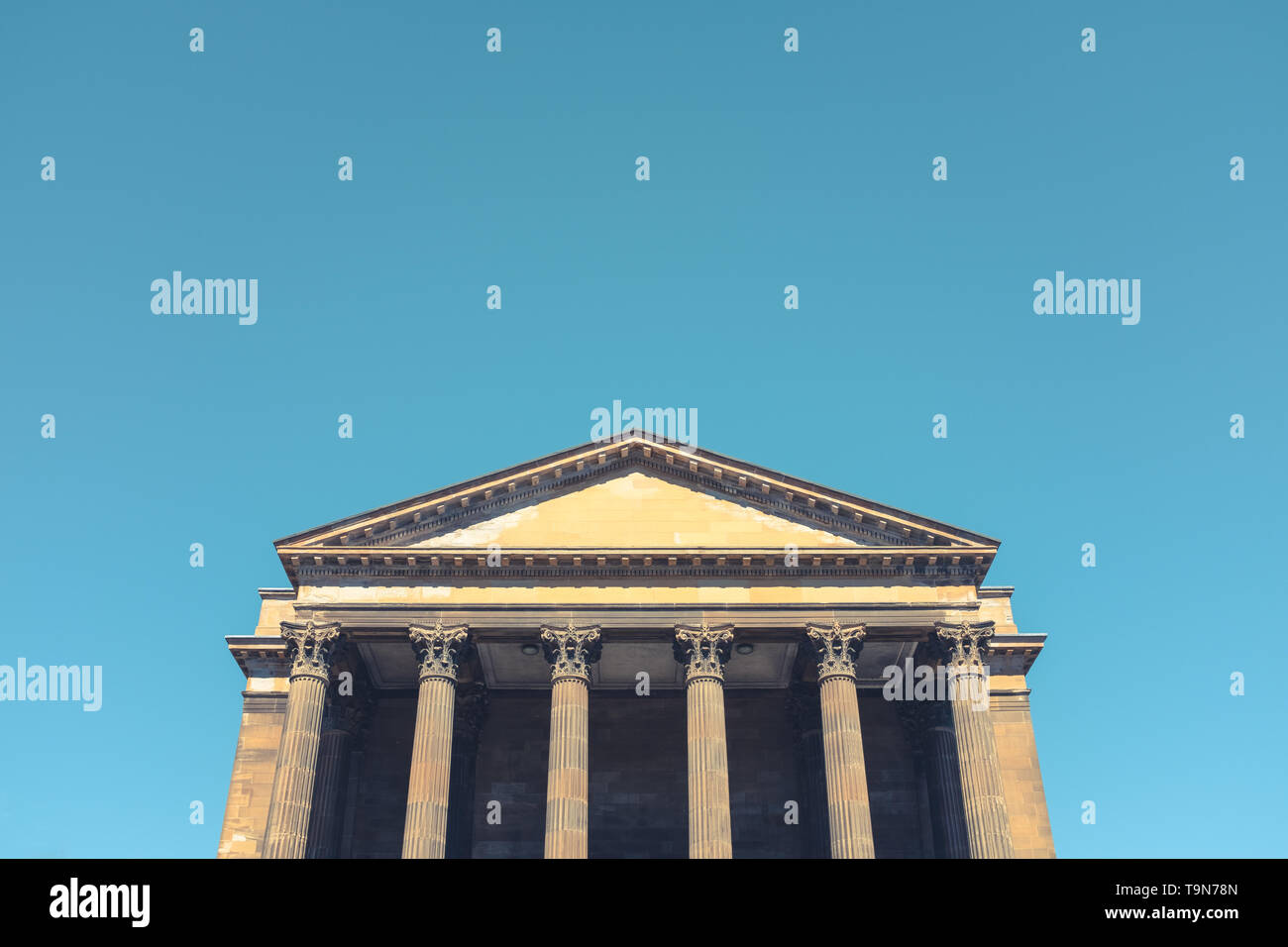 Classical architecture columns hi-res stock photography and images - Alamy