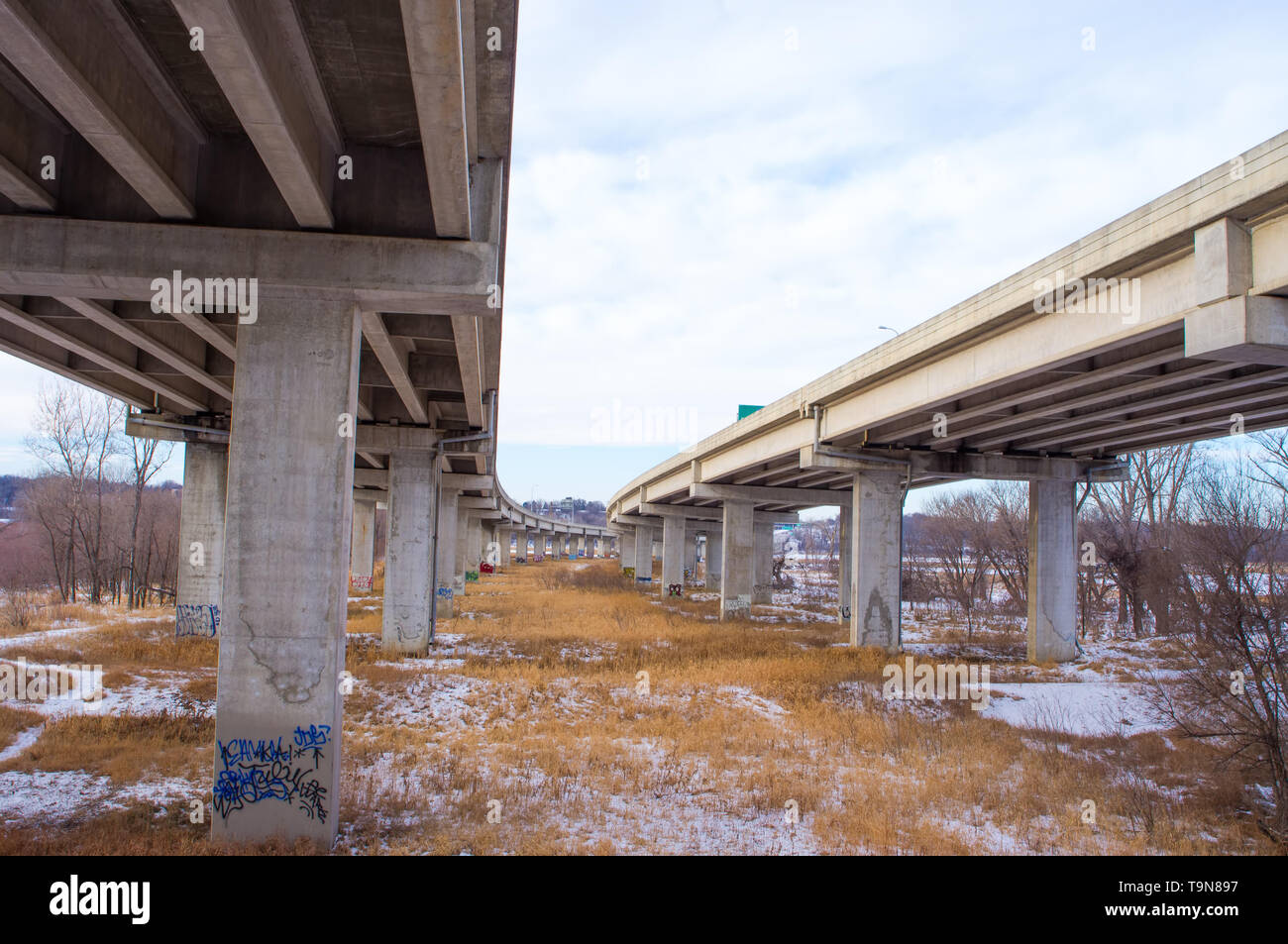Underside state highway bridges that go over the Minnesota River south ...