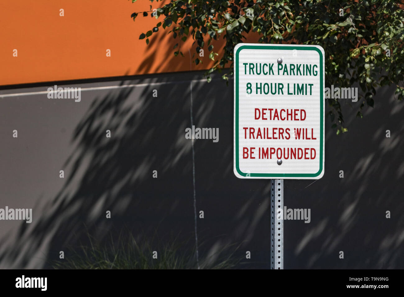8 hour sign hi-res stock photography and images - Alamy