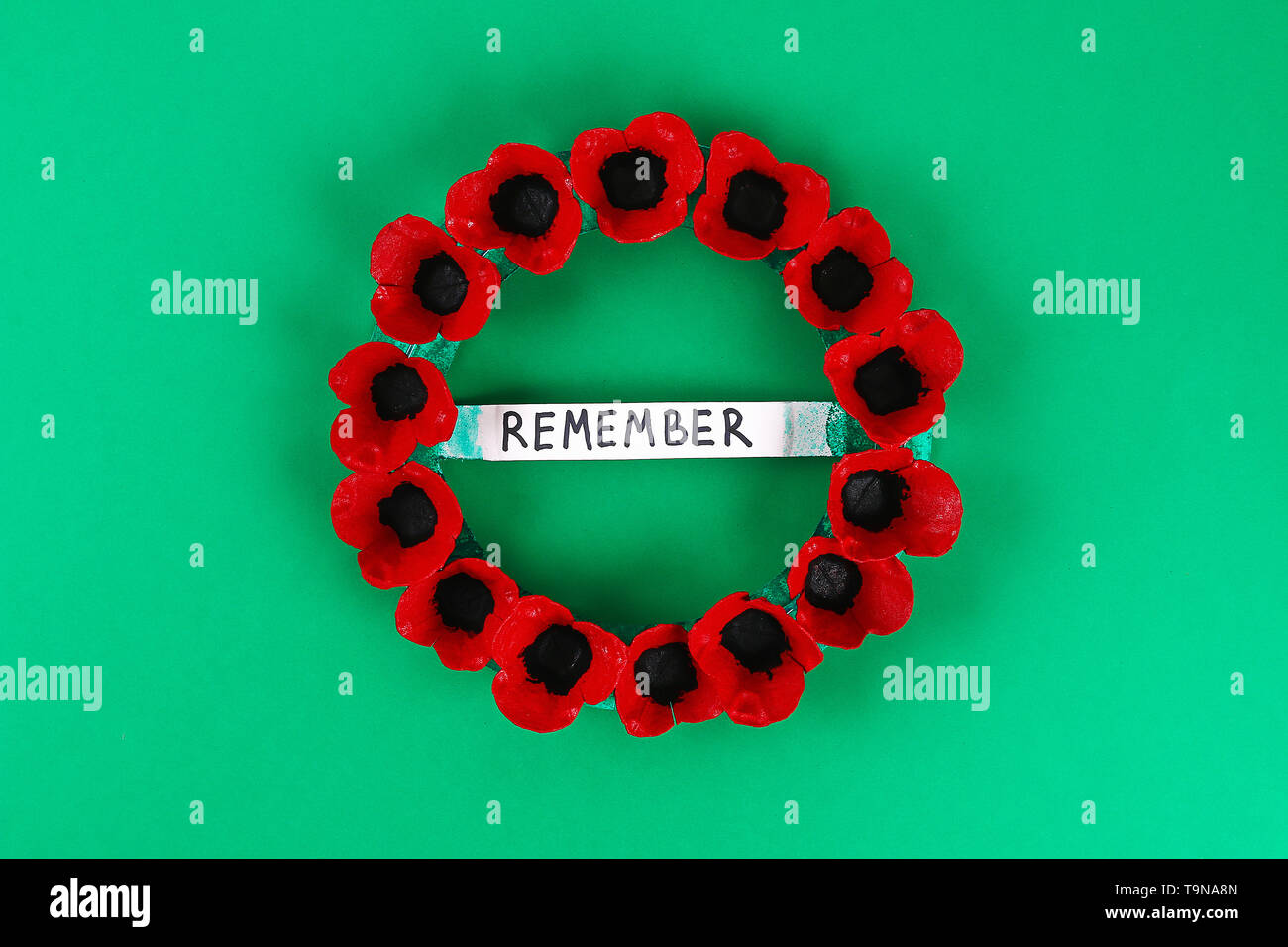 16 Diy wreath red poppy Anzac Day, Remembrance, Remember, Memorial day ...